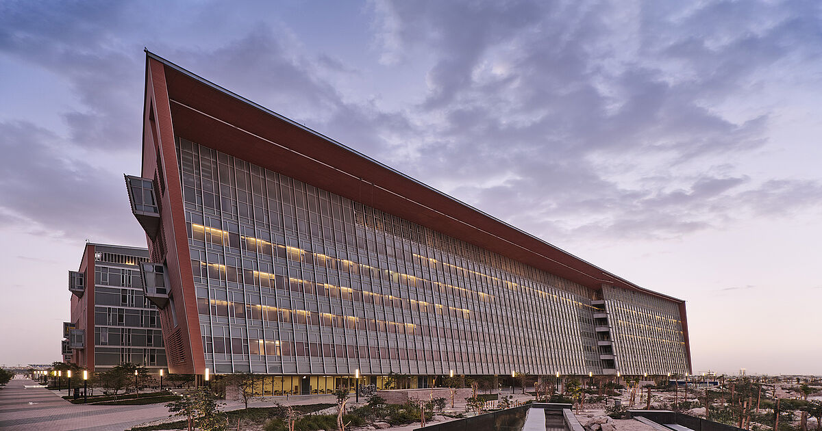 College of Engineering & Petroleum, Ciudad de Kuwait | Glasfabrik Lamberts